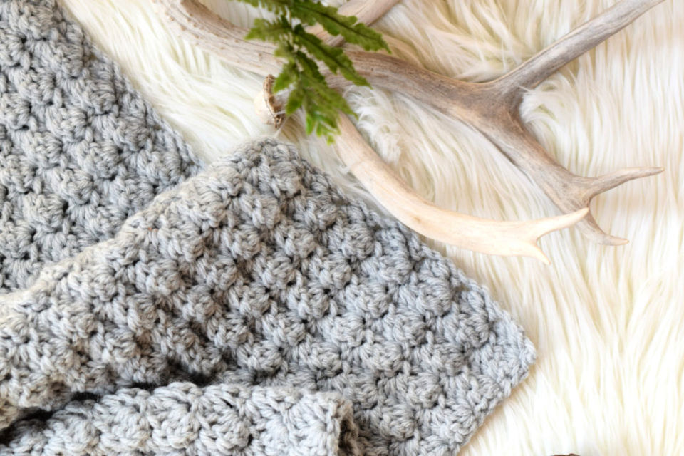 20 Easy Double Crochet Baby Blanket Patterns Free - Crochet Me